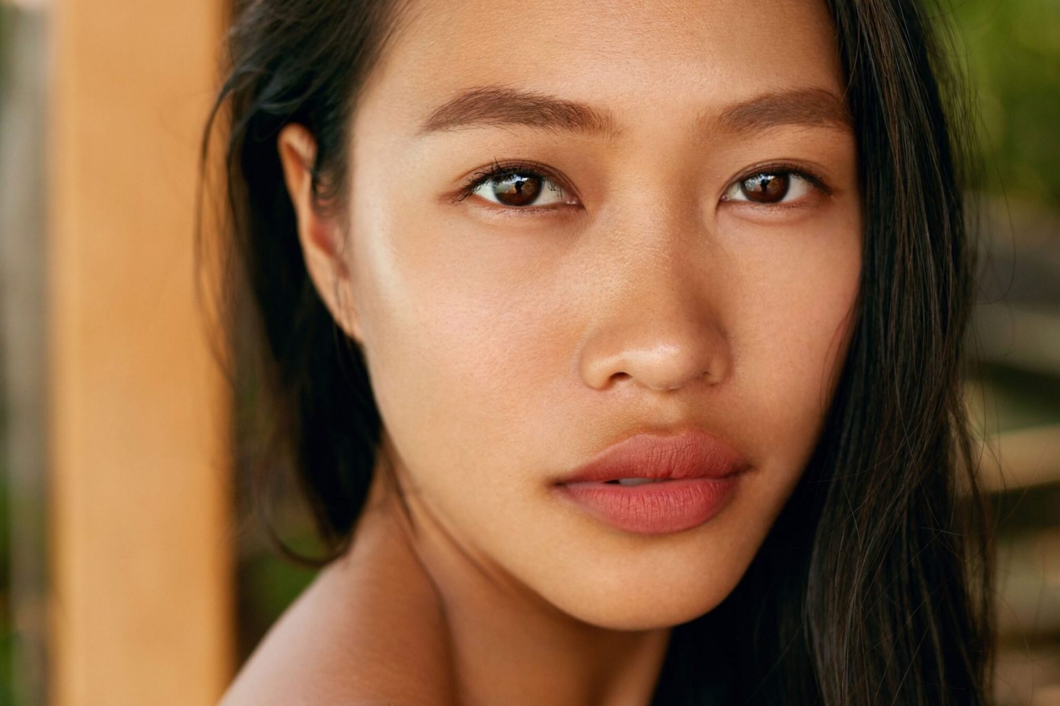 everything-you-need-to-know-about-botox-lip-flips-beauty-signal-lab